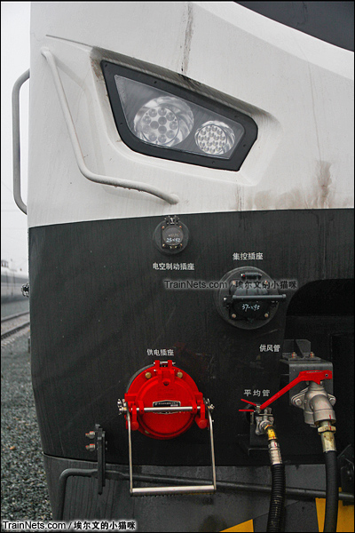 非人狂想屋 | 你的火车发源地 » HXD1G型交流传动电力机车