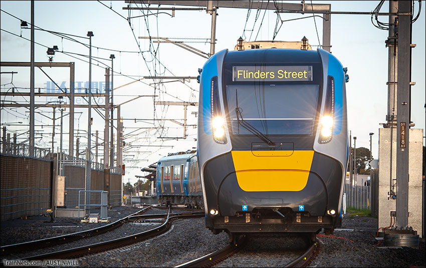 非人狂想屋 | 你的火车发源地 » HCMT列车驶出Cranbourne站